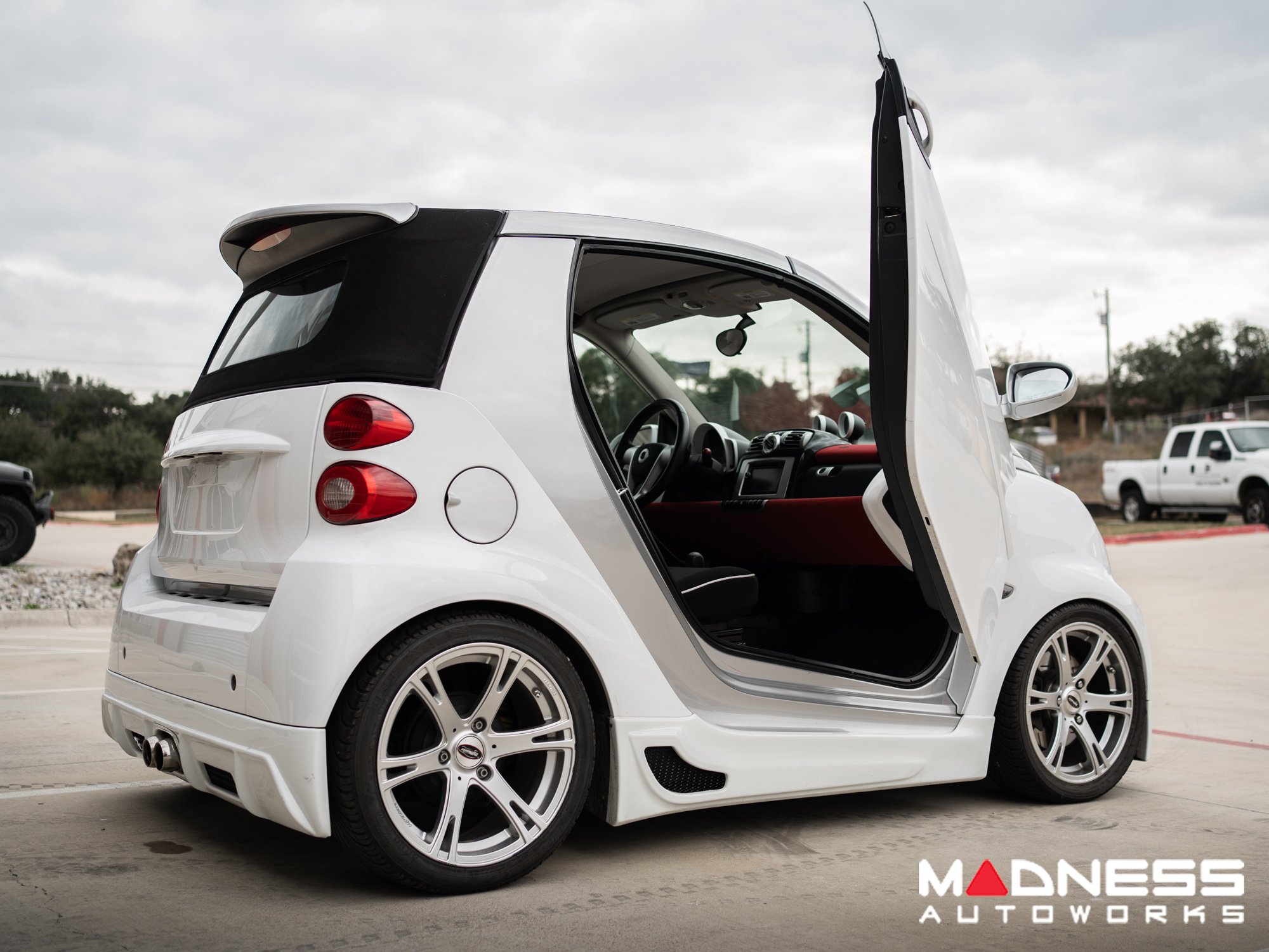 smart fortwo Vertical / Lambo Door Kit - 451 Model, MAD23-1440